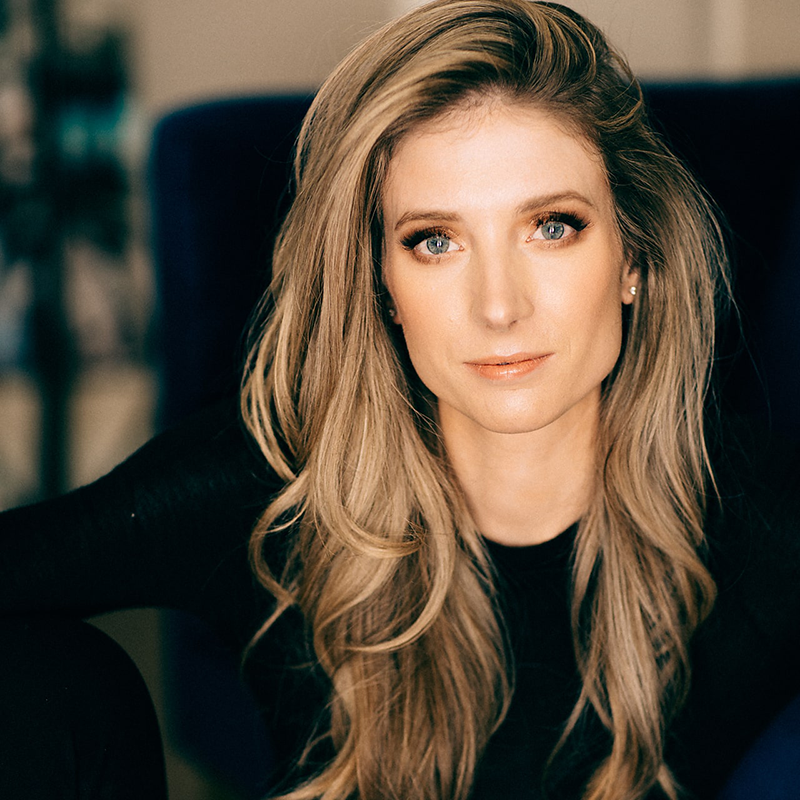 Whitney Wills's Instagram, Twitter & Facebook on IDCrawl